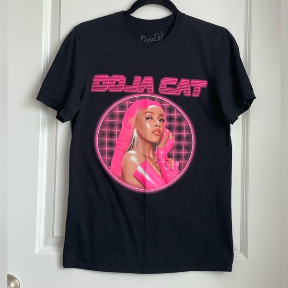 Tops | Doja Cat Tshirt | Poshmark